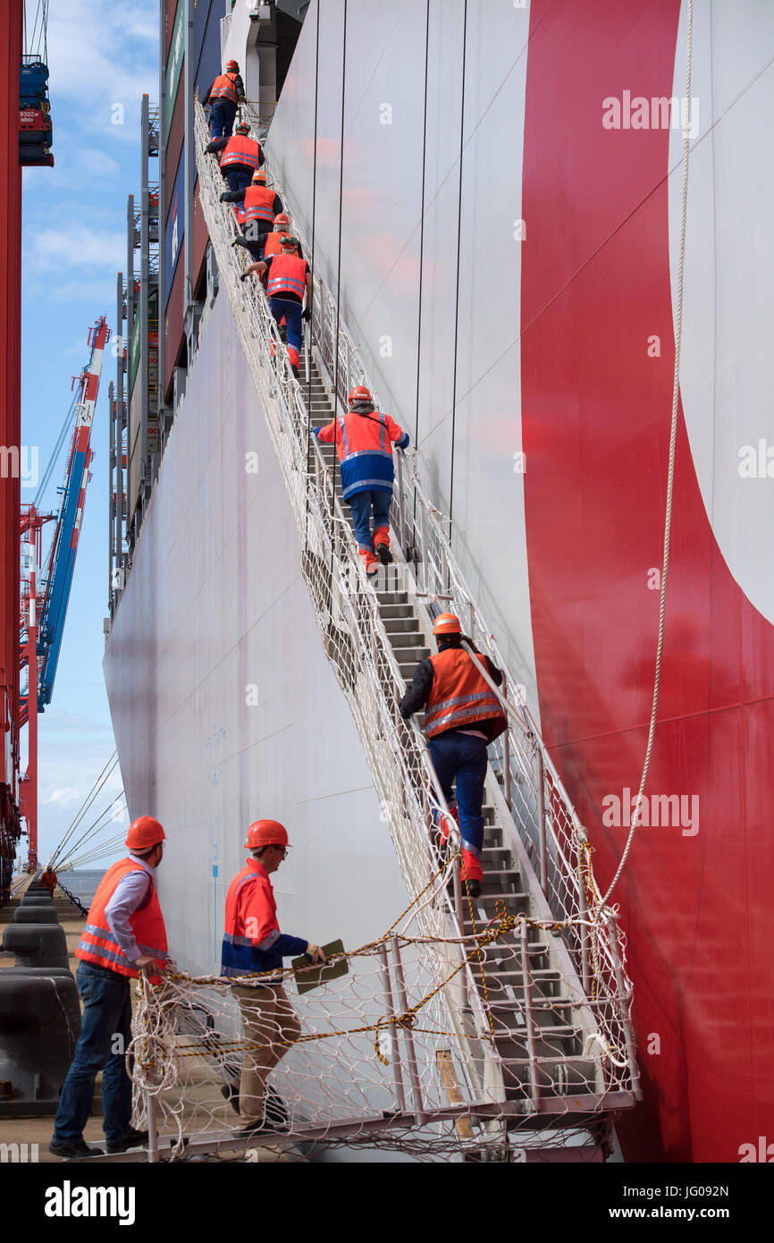 Oocl Germany Container Ship High Resolution Stock Photography and ...