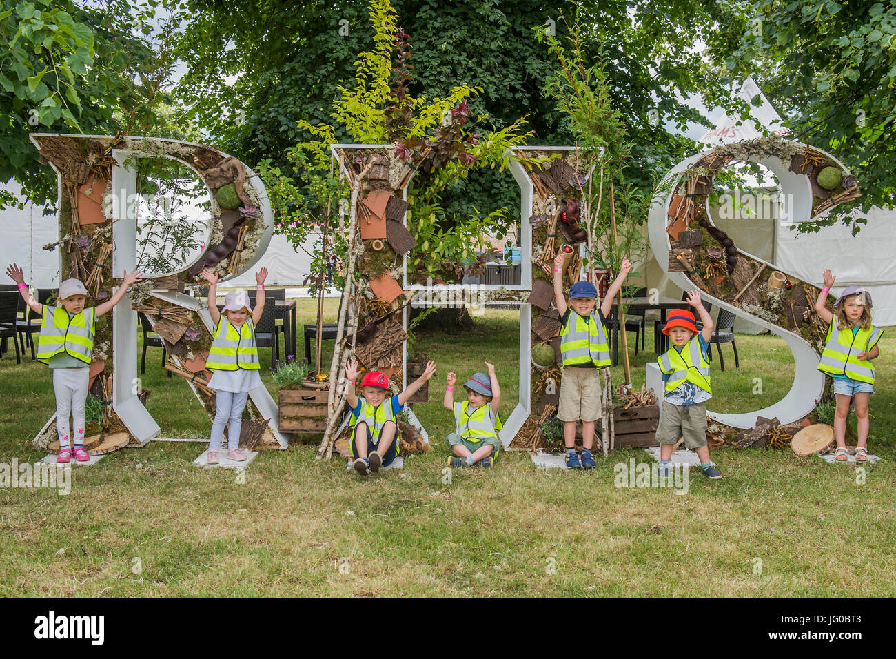 Toad of toad hall hi-res stock photography and images - Alamy