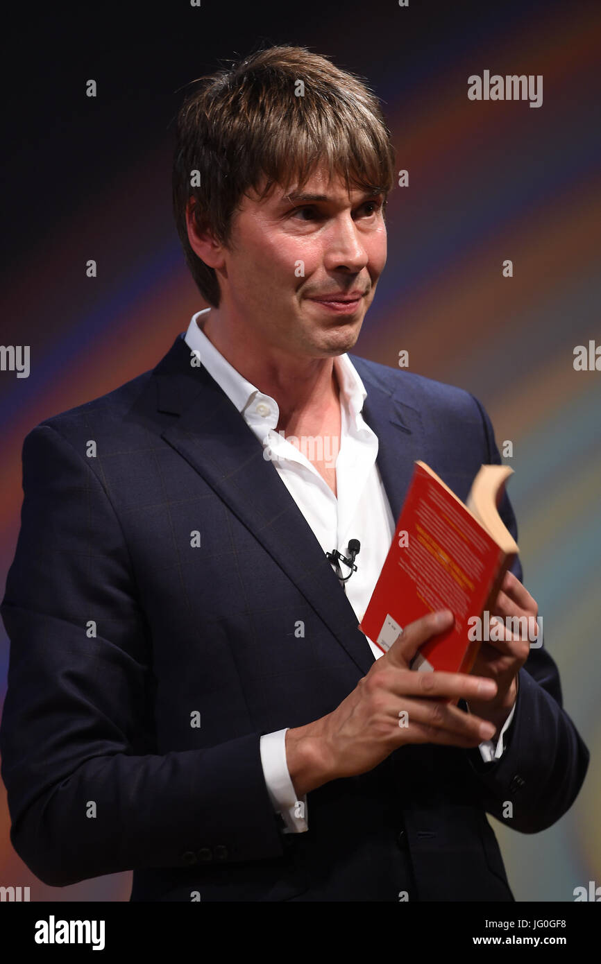 Professor brian cox hi-res stock photography and images - Alamy