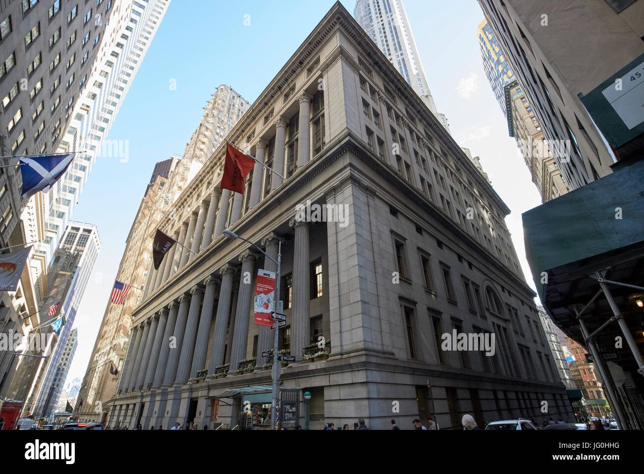 Cipriani club residences hi-res stock photography and images - Alamy