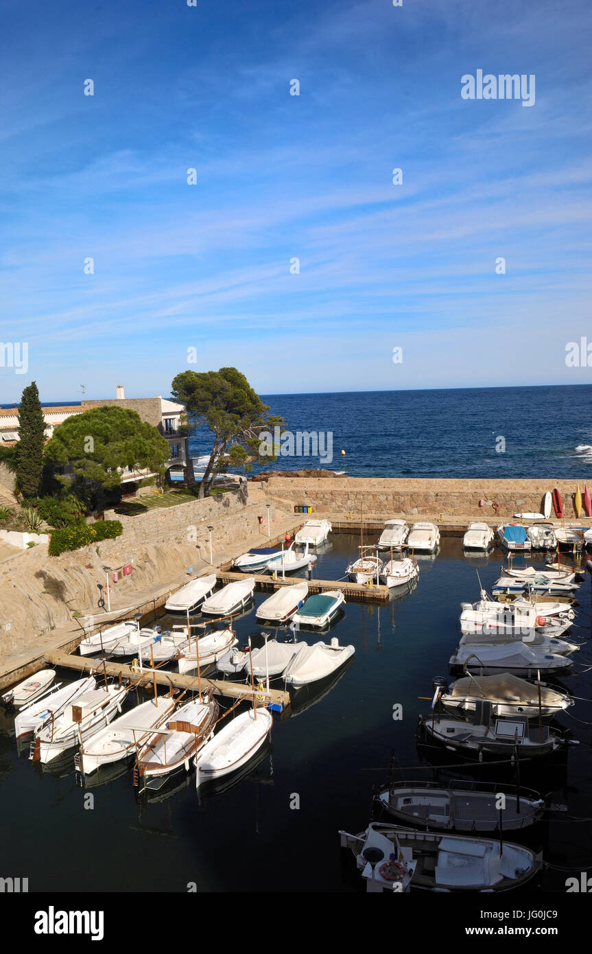 Harbour of Fornells, Begur, Girona, Spain Stock Photo - Alamy