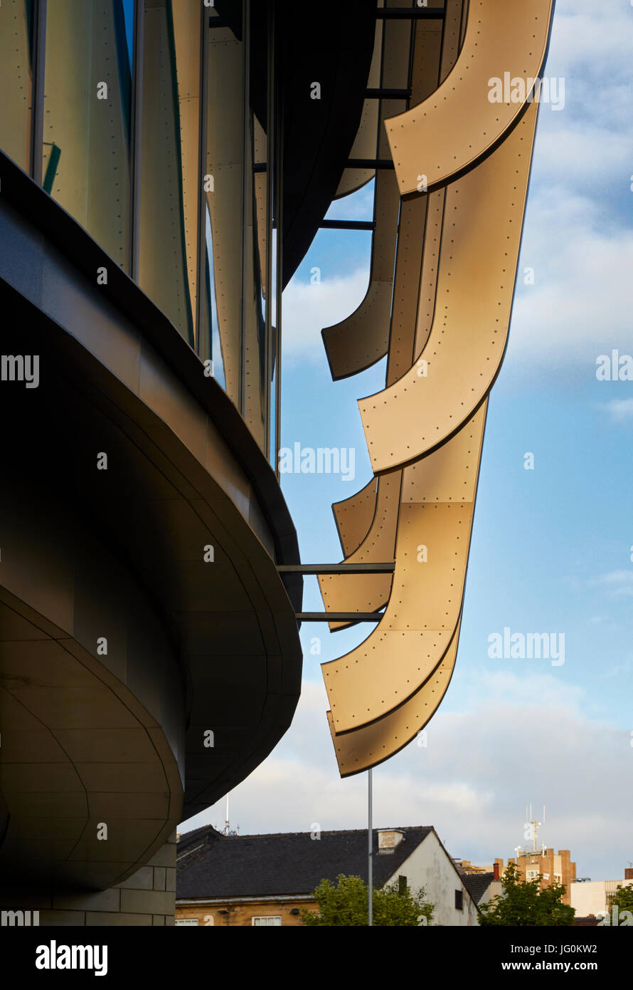 University of huddersfield queensgate campus hi-res stock photography ...