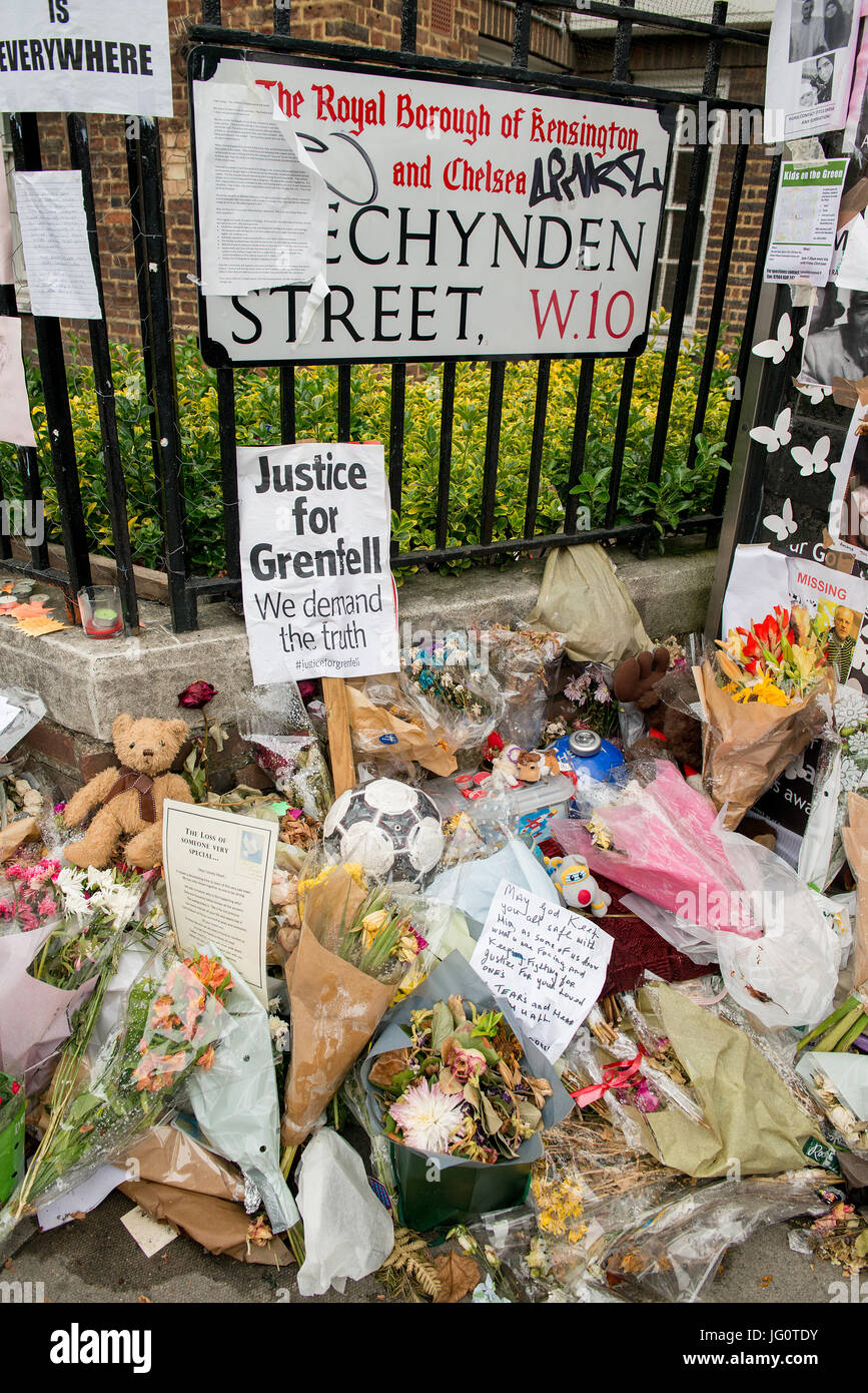 Floral tributes & messages for the victims of the Grenfell Tower fire ...