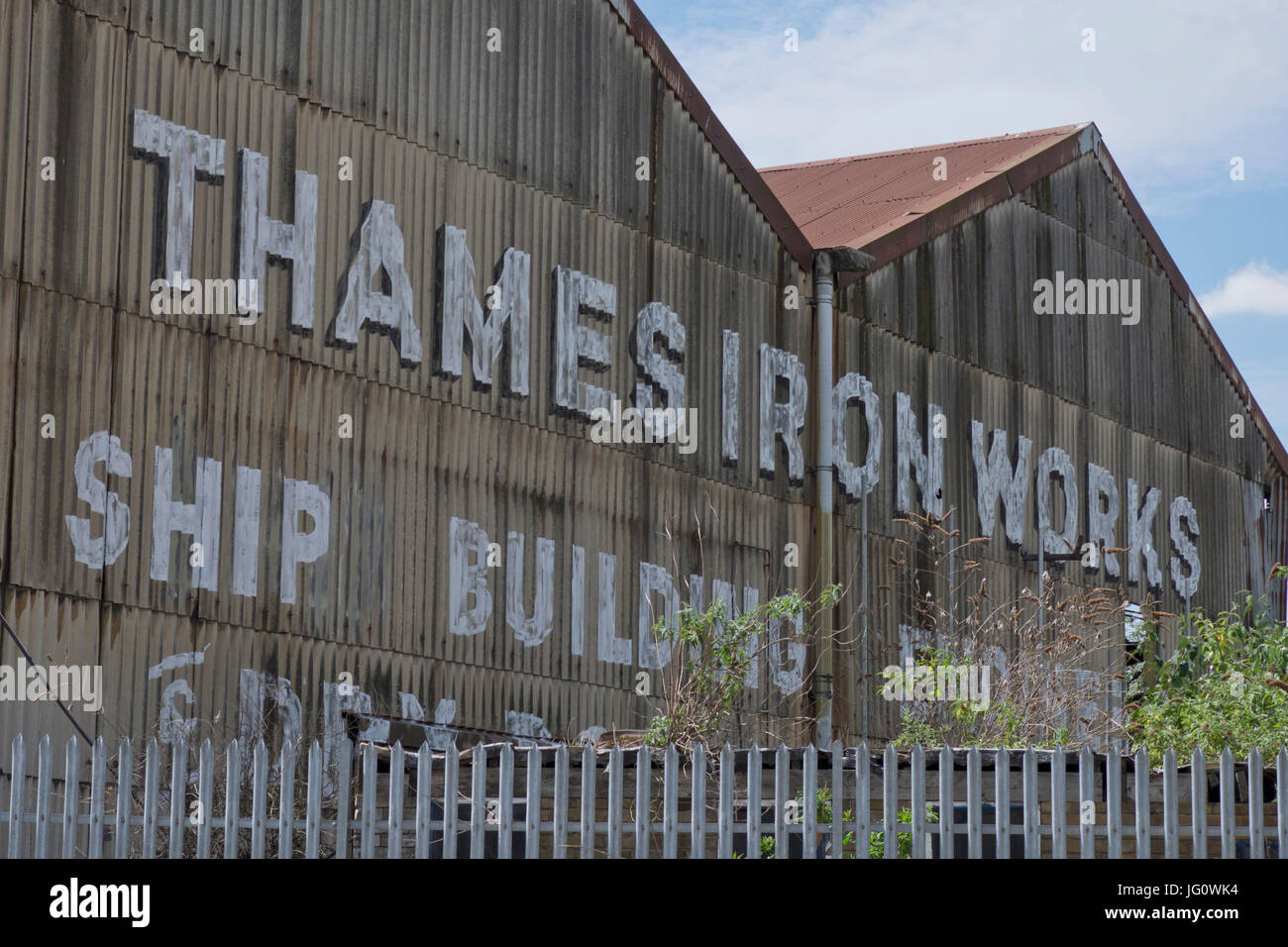 Thames iron works hi-res stock photography and images - Alamy