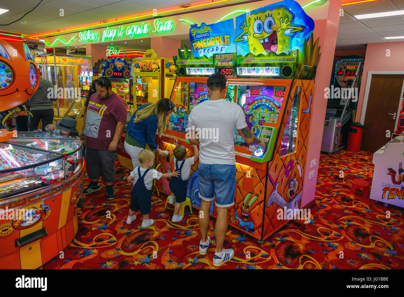 Saltburn amusement arcade hi-res stock photography and images - Alamy
