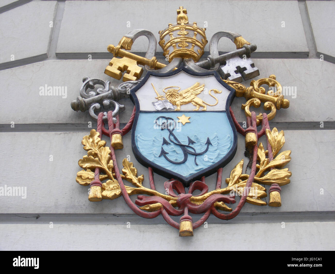 Fulda - Wappen Friedrichstraße 13, rechts Stock Photo - Alamy