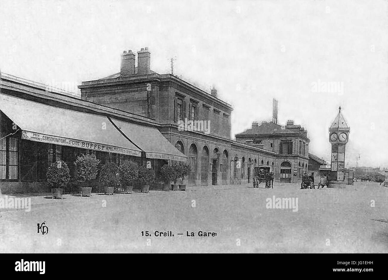 Horloge de train france hi-res stock photography and images - Alamy