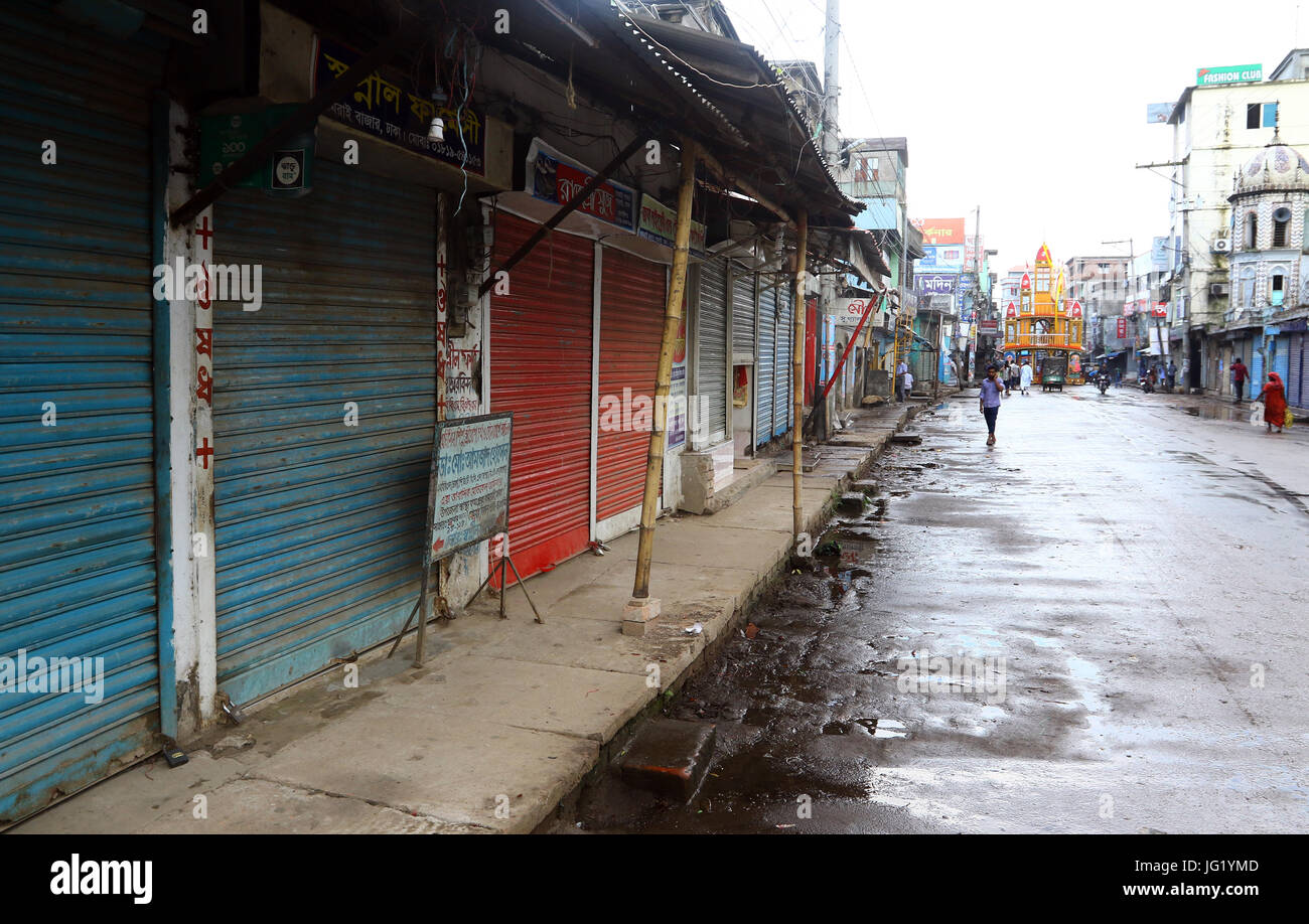 Jagannath rath yatra, Dhamrai, Bangladesh. Dhamrai Roth is about 400 ...