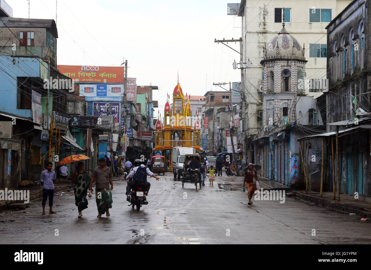 Jagannath rath yatra, Dhamrai, Bangladesh. Dhamrai Roth is about 400 ...
