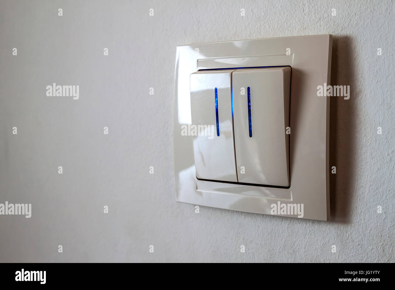 Open close toggle switch hi-res stock photography and images - Alamy