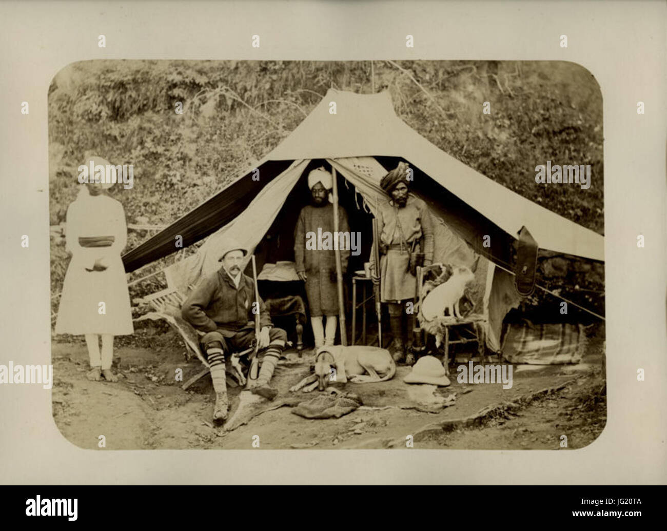 Servants posing hi-res stock photography and images - Alamy