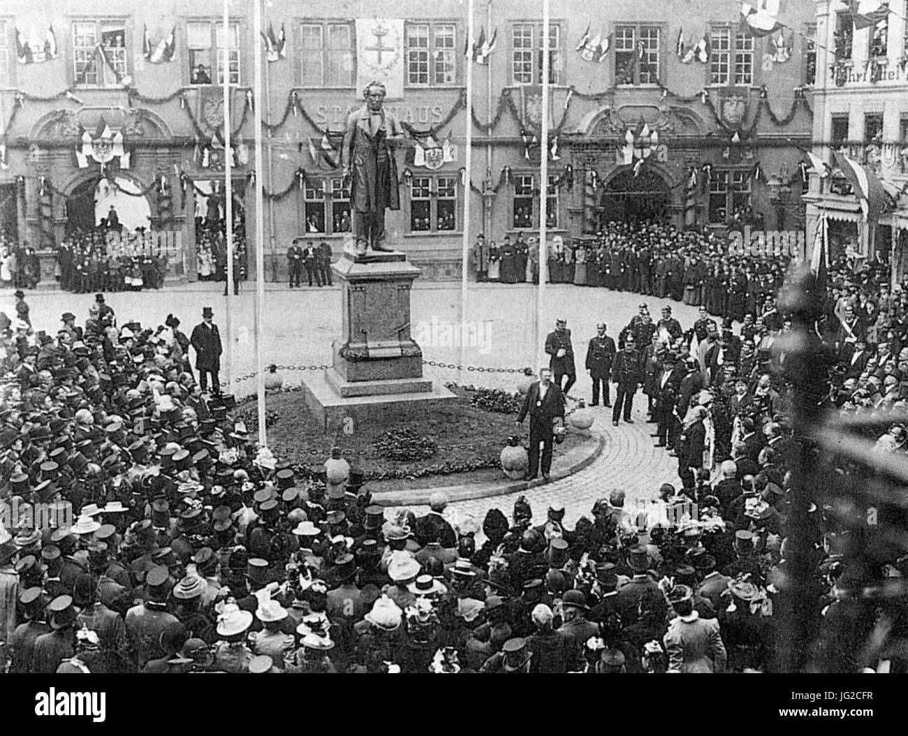 Johannes muller statue hi-res stock photography and images - Alamy