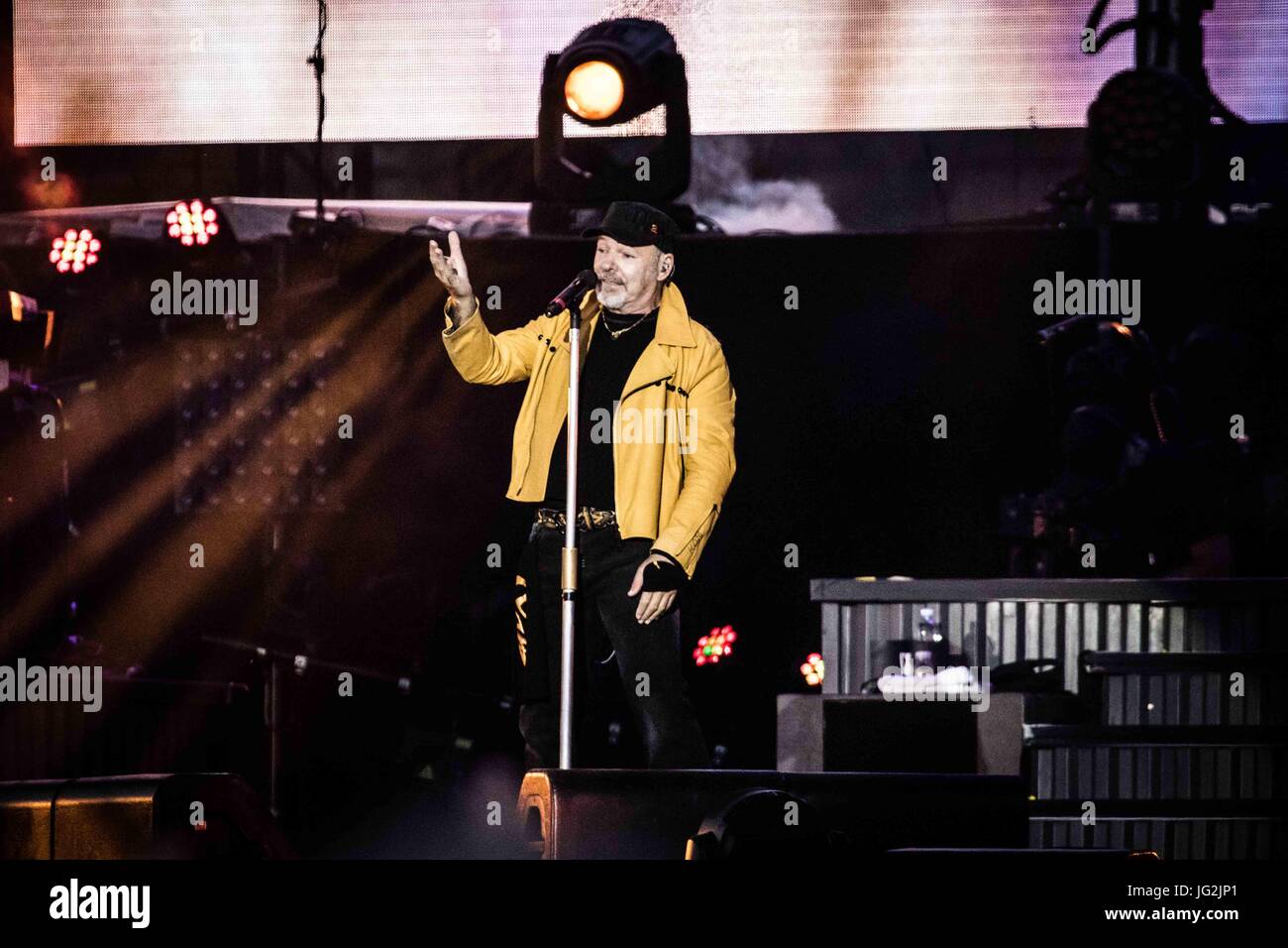 Modena, Italy. 01st July, 2017. The Italian rock star Vasco Rossi ...