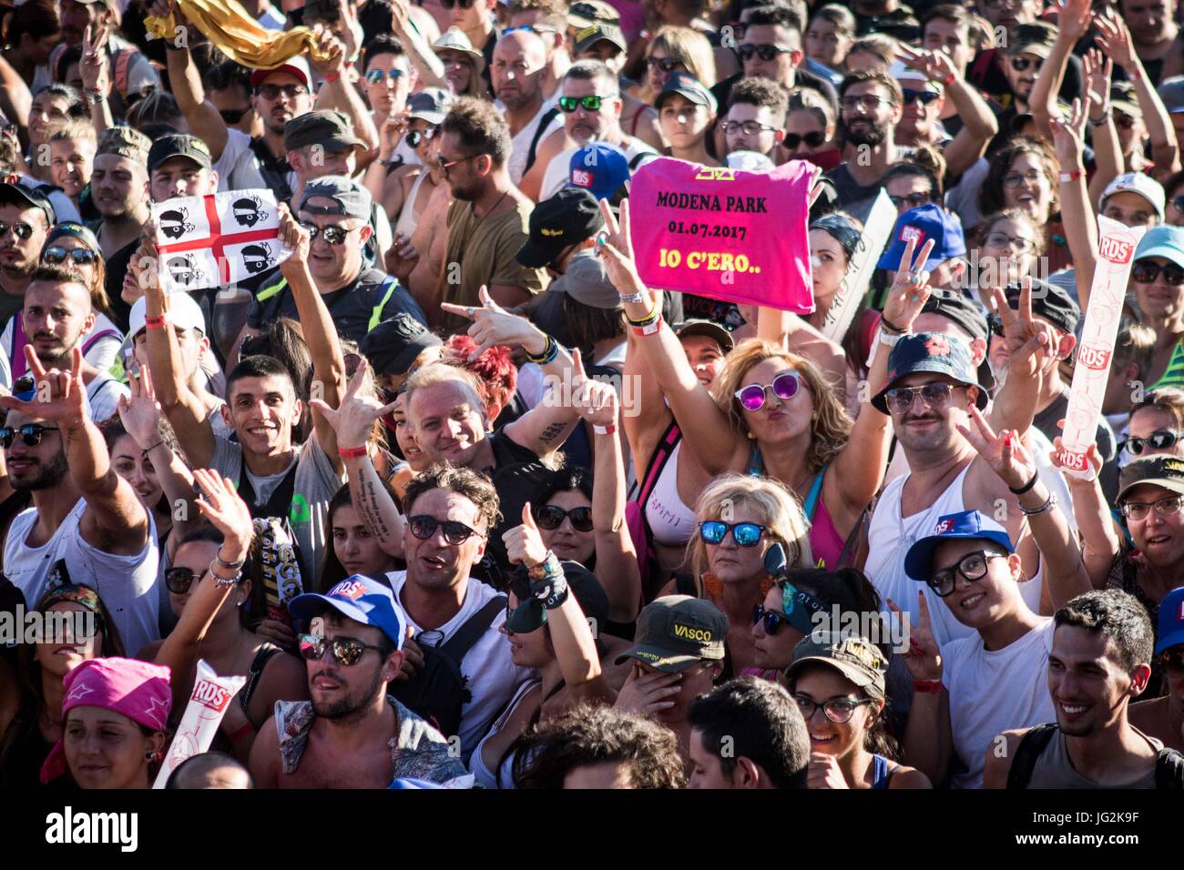 40 Anni Carriera High Resolution Stock Photography and Images - Alamy