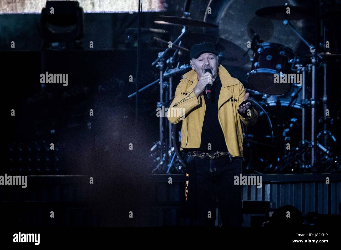 Modena, Italy. 01st July, 2017. The Italian rock star Vasco Rossi ...