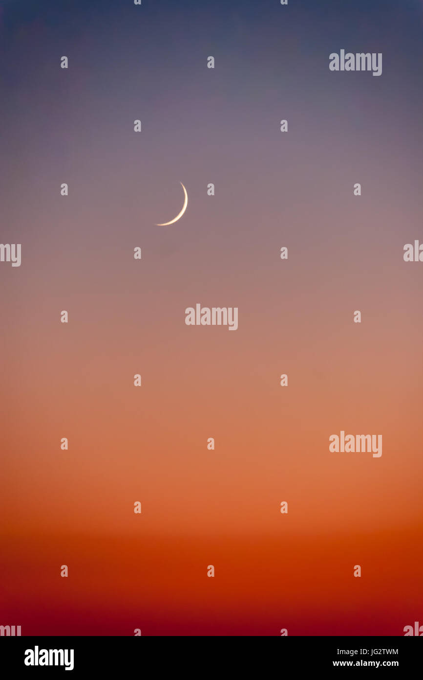 Crescent moon hi-res stock photography and images - Alamy