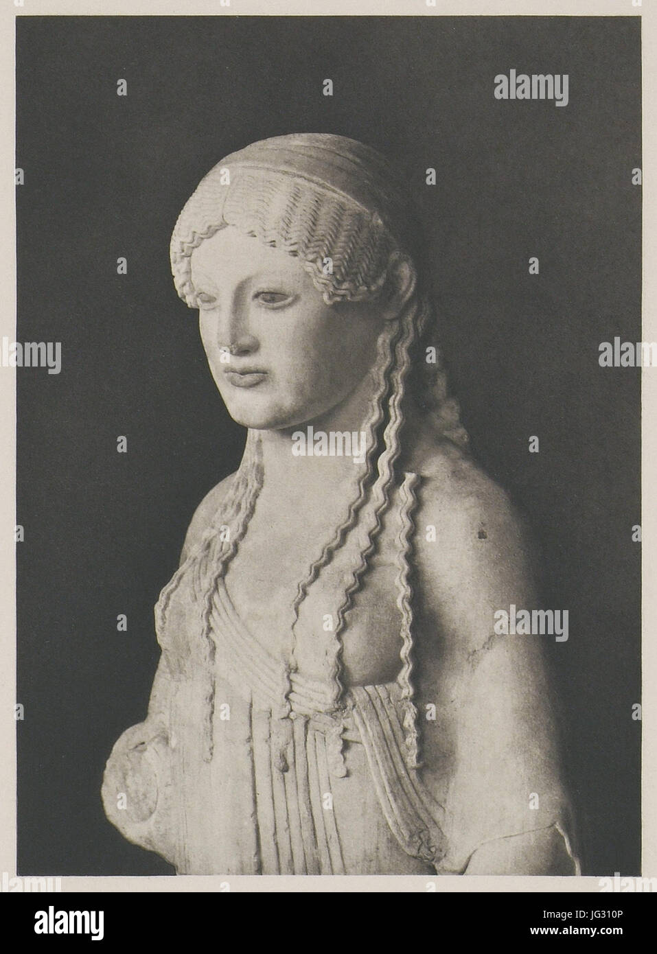 This 1919 photograph by Daniel Boissonnas and Frédéric Baud-bovy depicts the statue of 'La ...