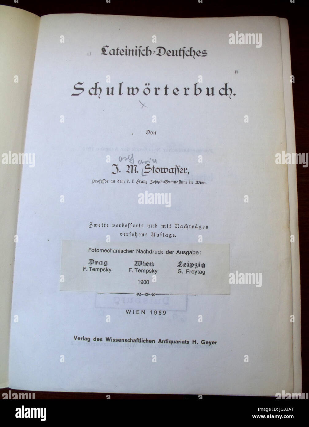 Lateinisch-Deutsches Schulwörterbuch JM Stowasser (1900 Stock Photo - Alamy