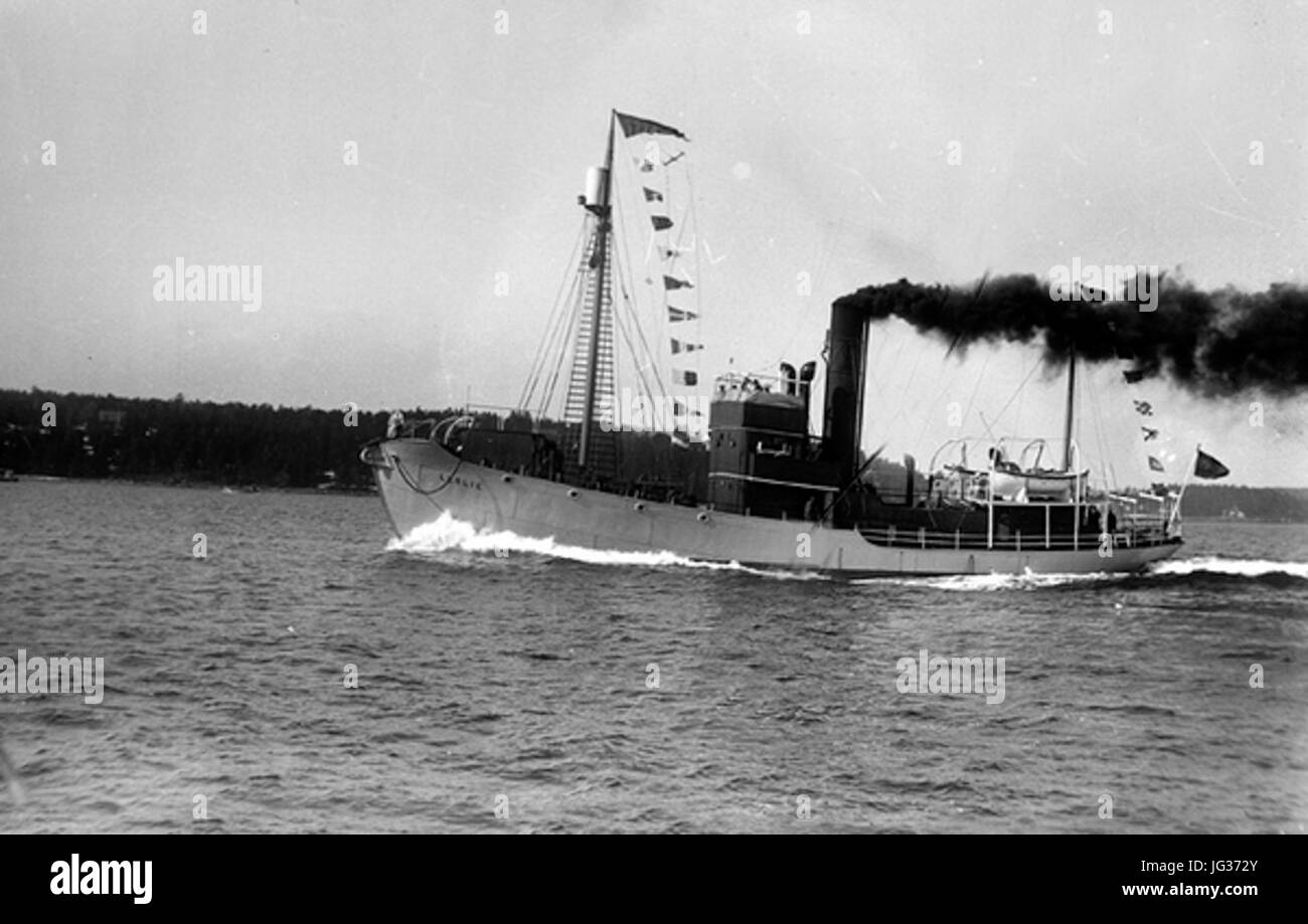 Leslie whale catcher 28A-0066429 Stock Photo - Alamy
