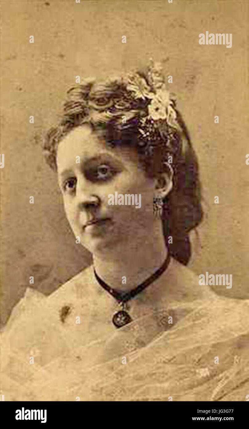 Gondy & Egey Portrait of Giza Bơ3A1thory Stock Photo - Alamy