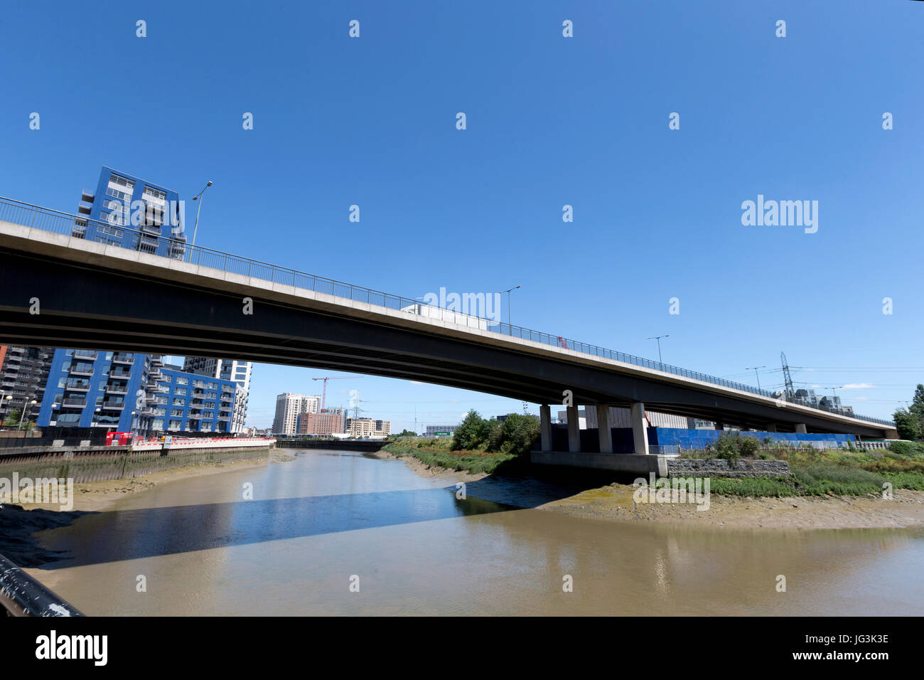 Canning bridge hi-res stock photography and images - Alamy