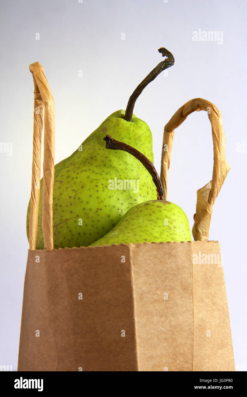 Pears in a brown paper bag Stock Photo - Alamy