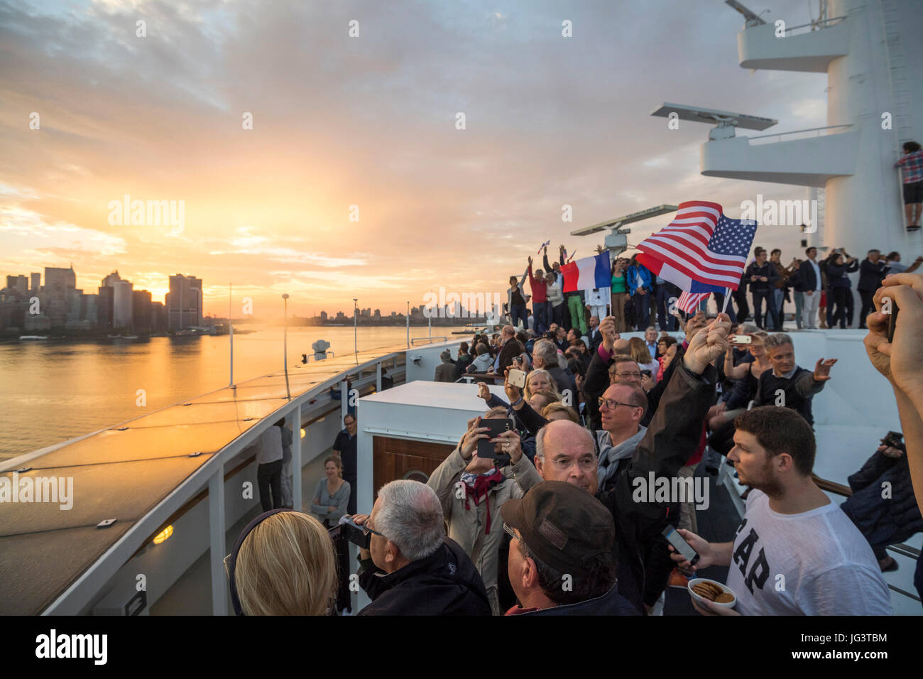USA, New York, on 2017/07/01 : arrival of the The Bridge 2017, a ...