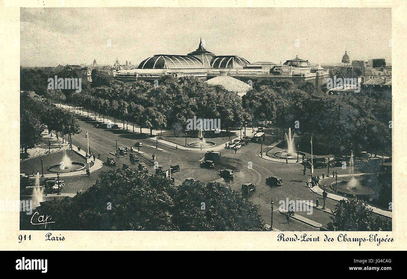 Vintage paris 1935 hi-res stock photography and images - Alamy
