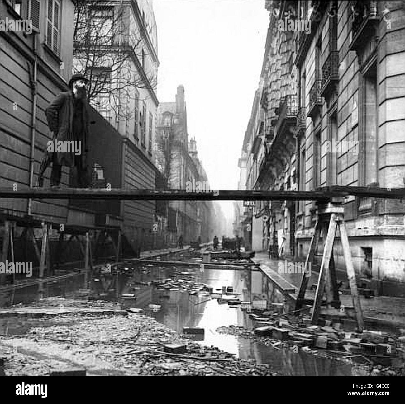 Paris 1910 Inondation rue de Bellechasse 28129 Stock Photo - Alamy