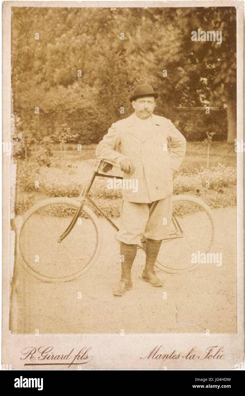 Cycliste paris hi-res stock photography and images - Alamy
