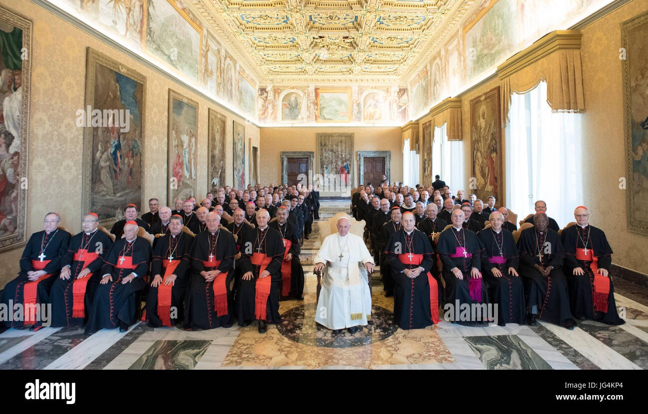 Pope Francis meets the participants in the Plenary of the Congregation ...