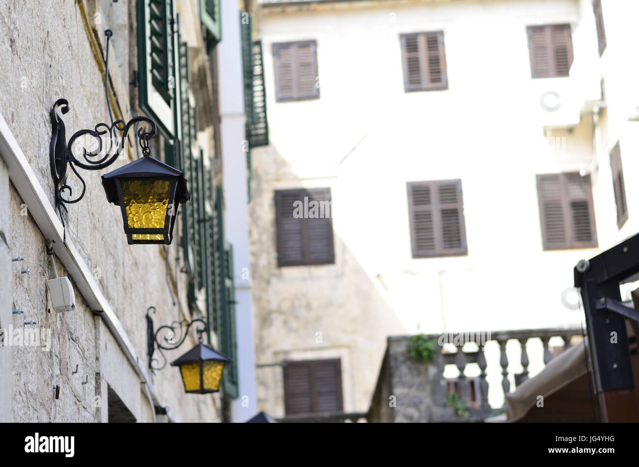 Antique street lights hi-res stock photography and images - Alamy