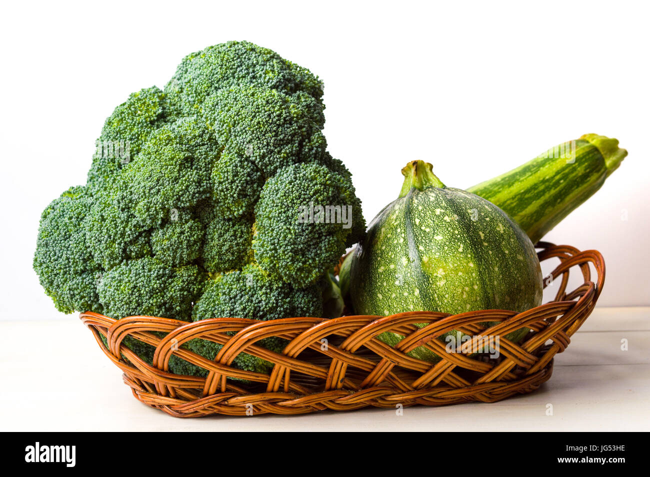 Food with broccoli hi-res stock photography and images - Alamy