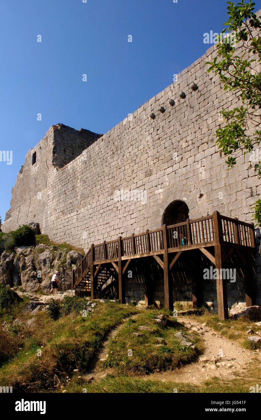 Cathar route hi-res stock photography and images - Alamy