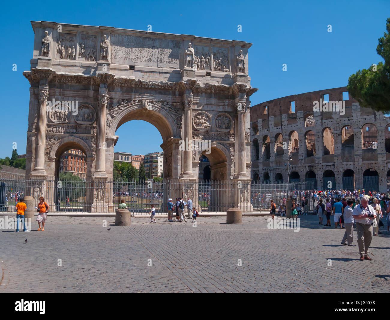 Roman Forum, Foro Romano, rectangular forum surrounded by the ruins of ...