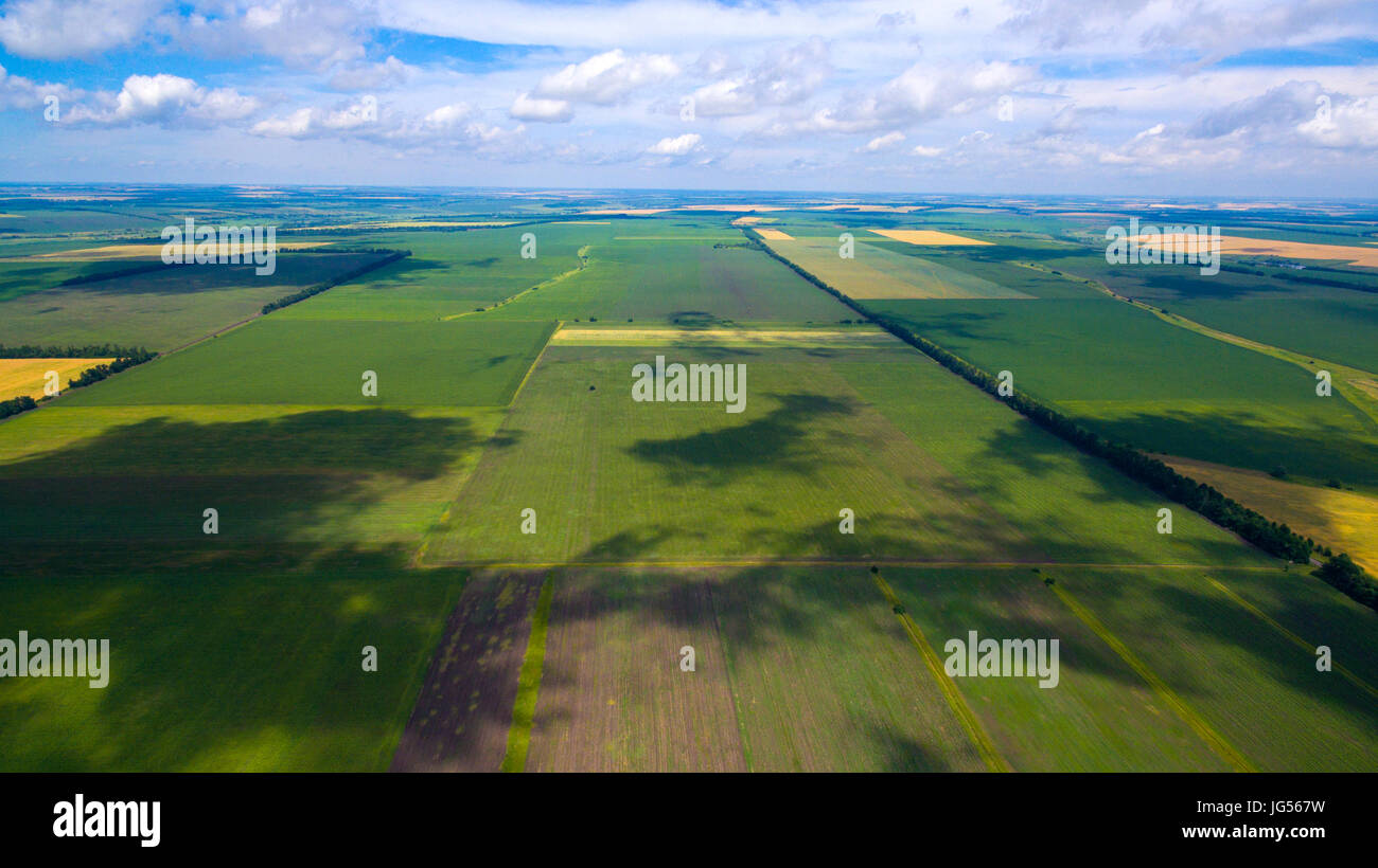 Fields from height birds flight hi-res stock photography and images - Alamy