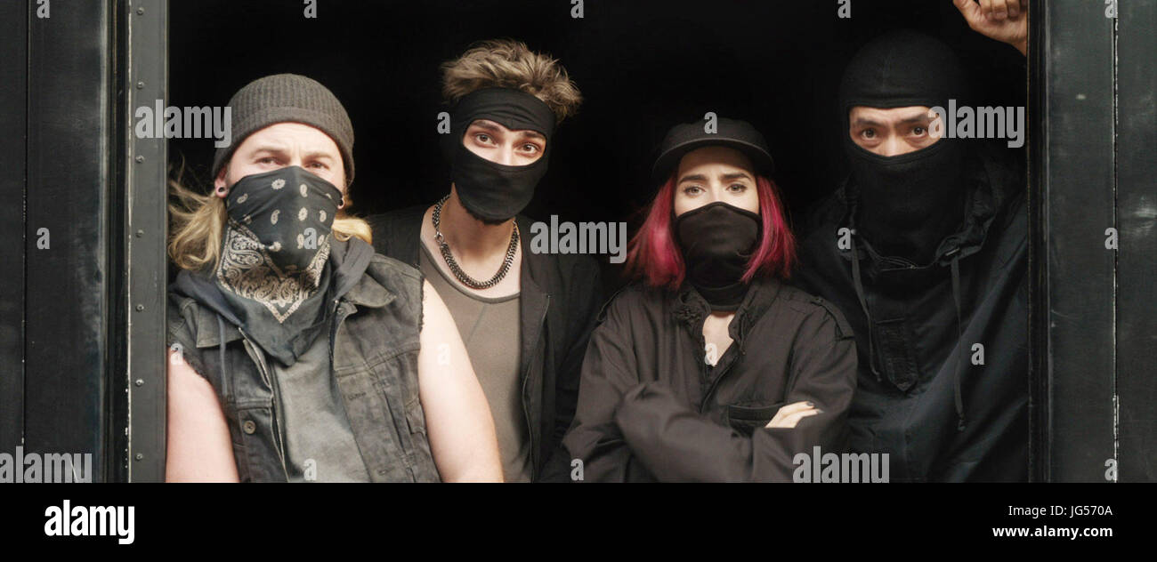 OKJA, from left: Daniel Henshall, Devon Bostick, Lily Collins, Steven ...