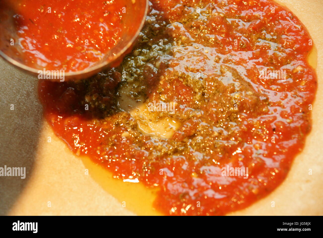 Family pizza hi-res stock photography and images - Alamy