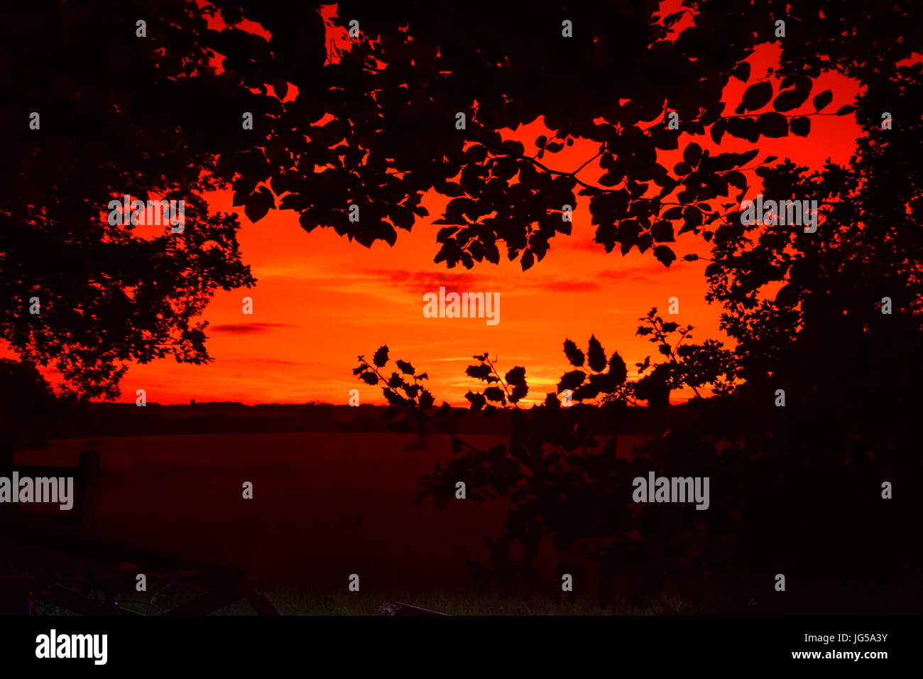 Firesky sunset hi-res stock photography and images - Alamy