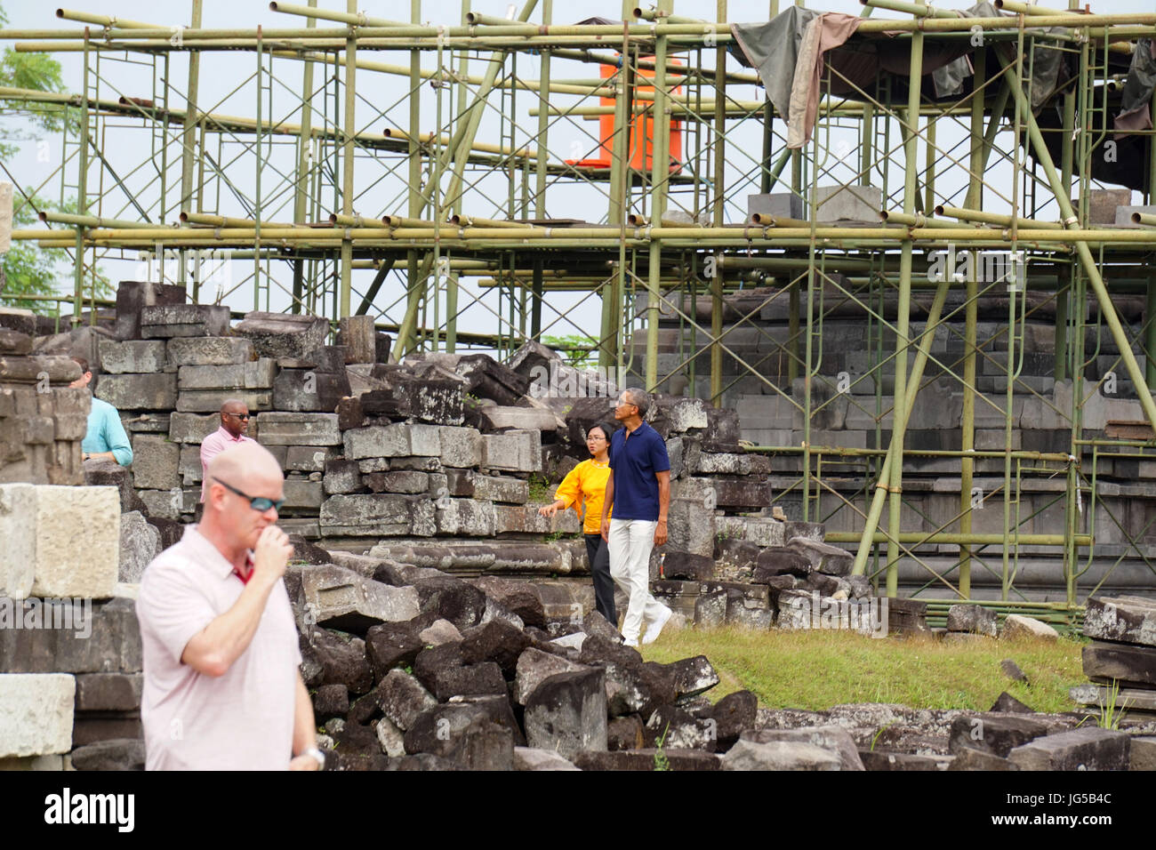 Former U.S. President Barack Hussein Obama explores the Prambanan ...