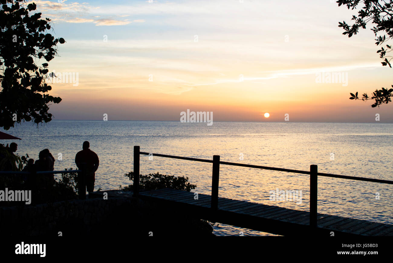 Jamaican family hi-res stock photography and images - Alamy