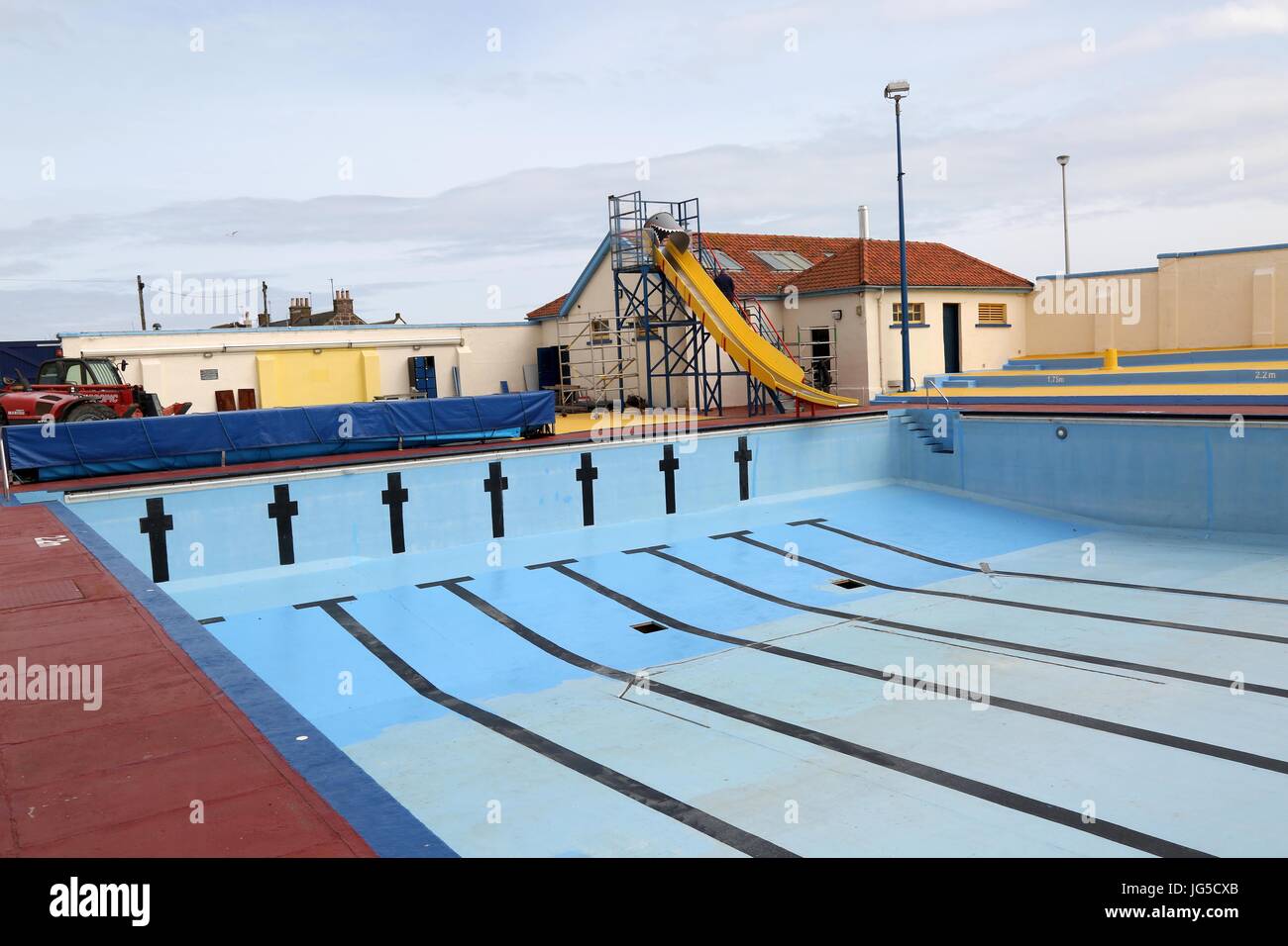 Open Air Swimming Pool, Stonehaven Stock Photo - Alamy