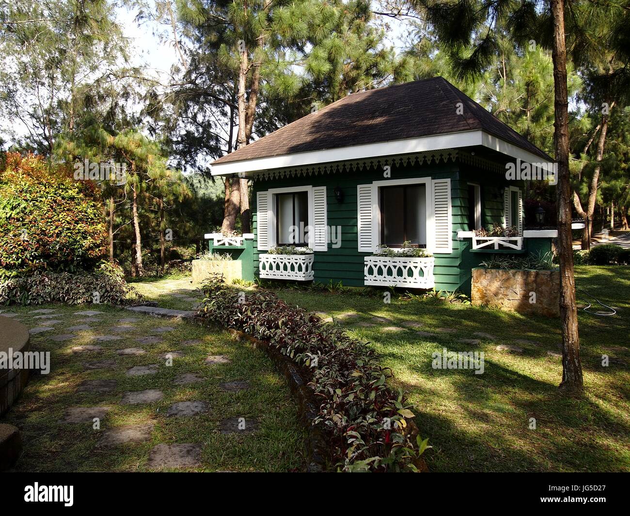 Tagaytay house hi-res stock photography and images - Alamy