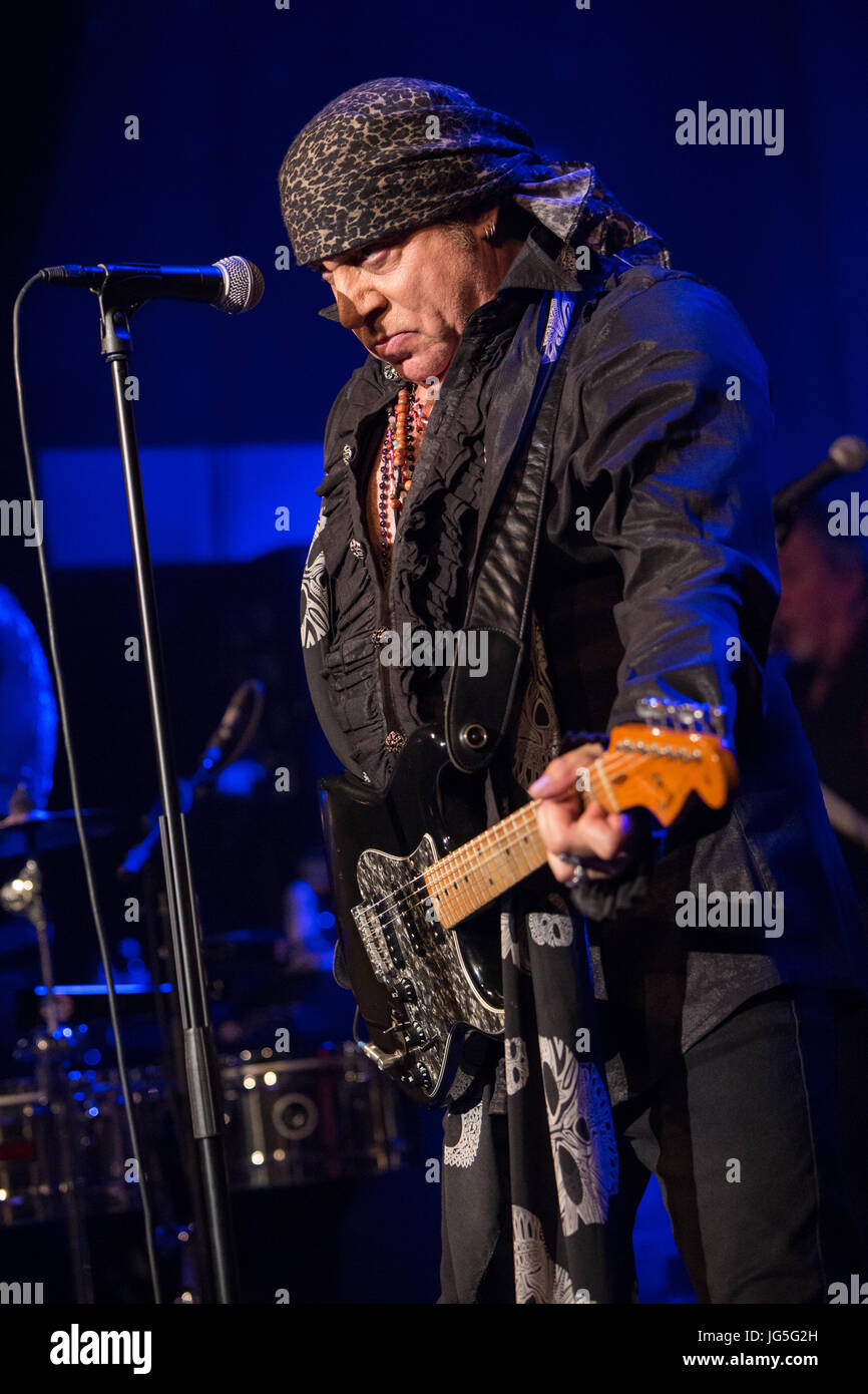 Ron everett hi-res stock photography and images - Alamy