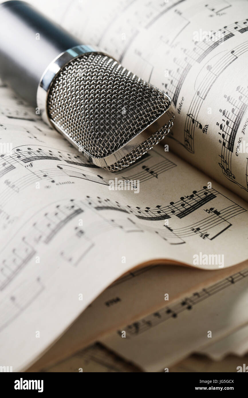 Vintage. Music notes on the vintage paper Stock Photo - Alamy