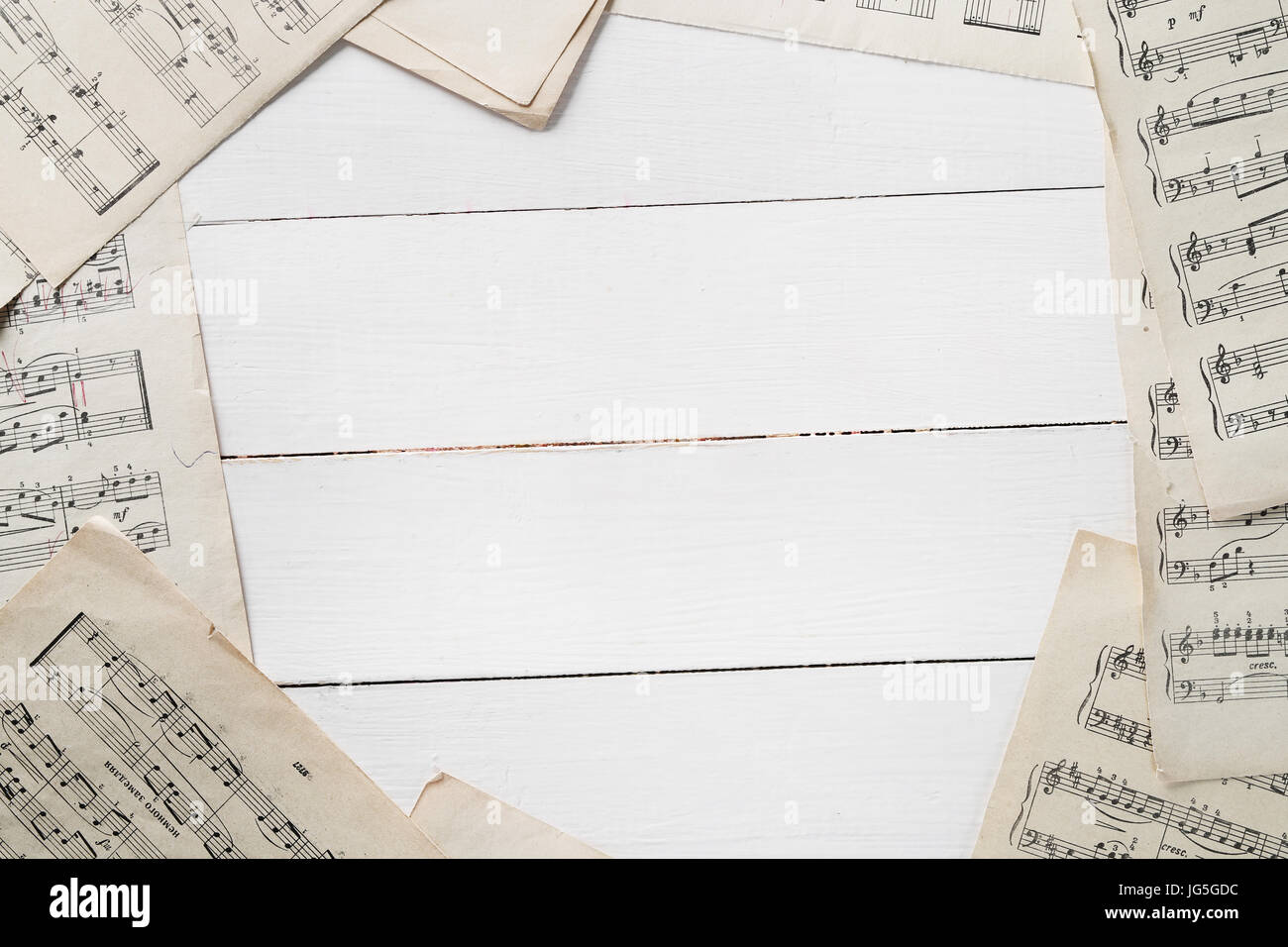 Vintage. Music notes on the vintage paper Stock Photo - Alamy