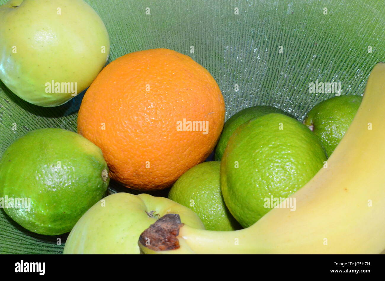 Box fresh mixed fruit hi-res stock photography and images - Alamy