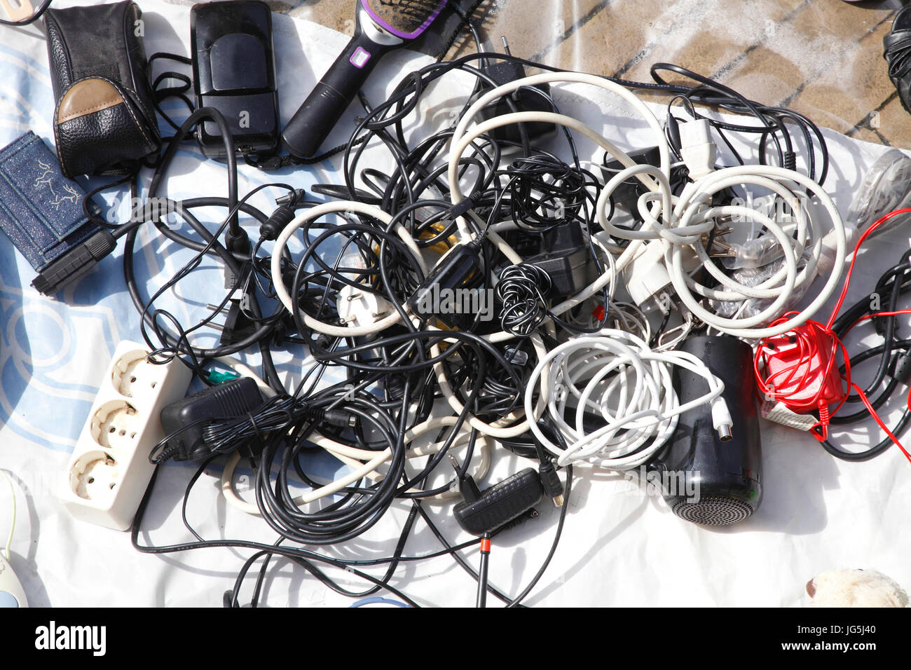 Old electric cables hi-res stock photography and images - Alamy