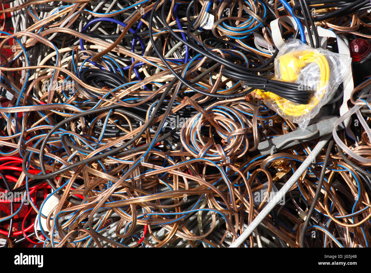 Old electric cables High Resolution Stock Photography and Images - Alamy
