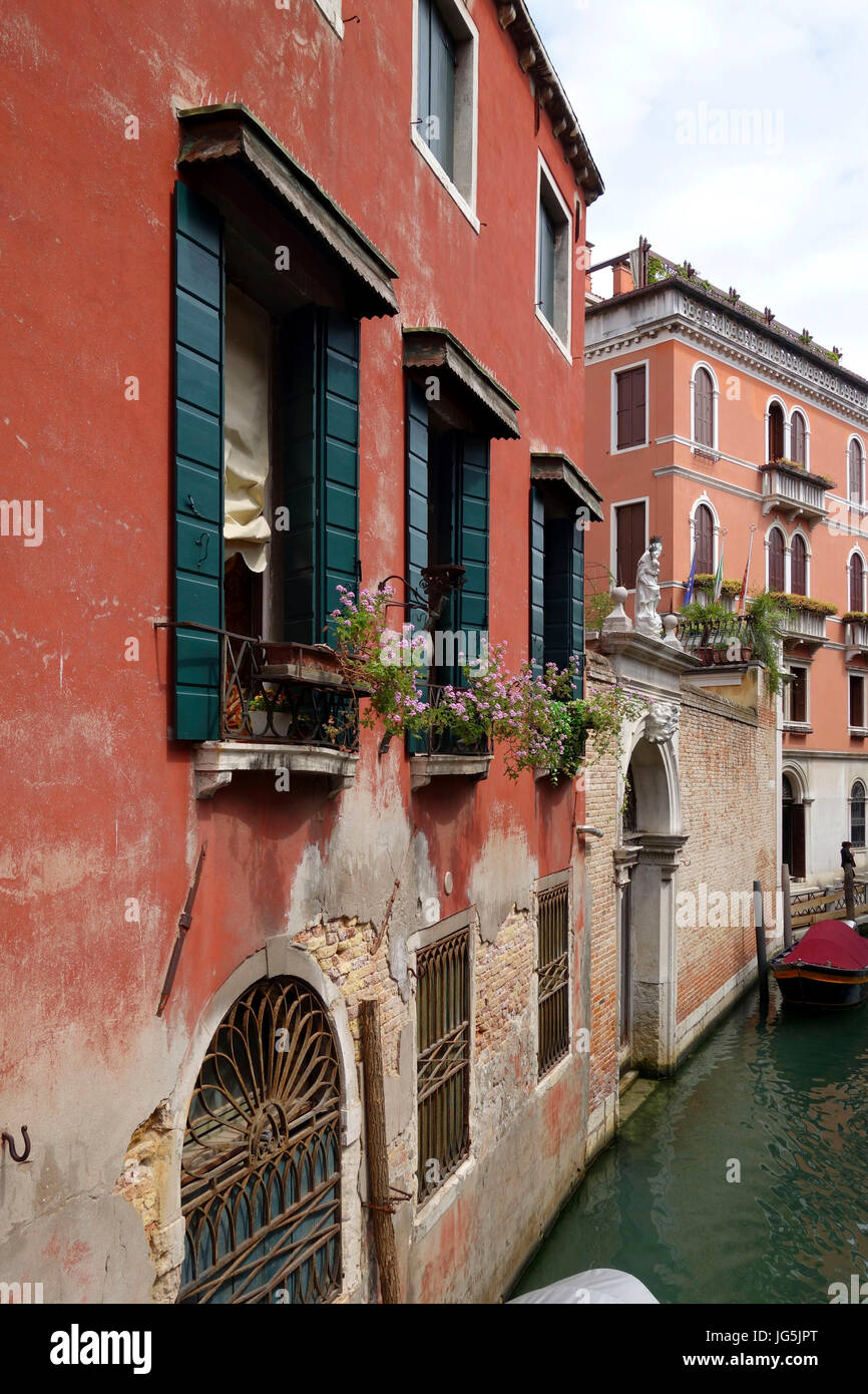 Building windows along a canal, Venice, Italy Stock Photo - Alamy